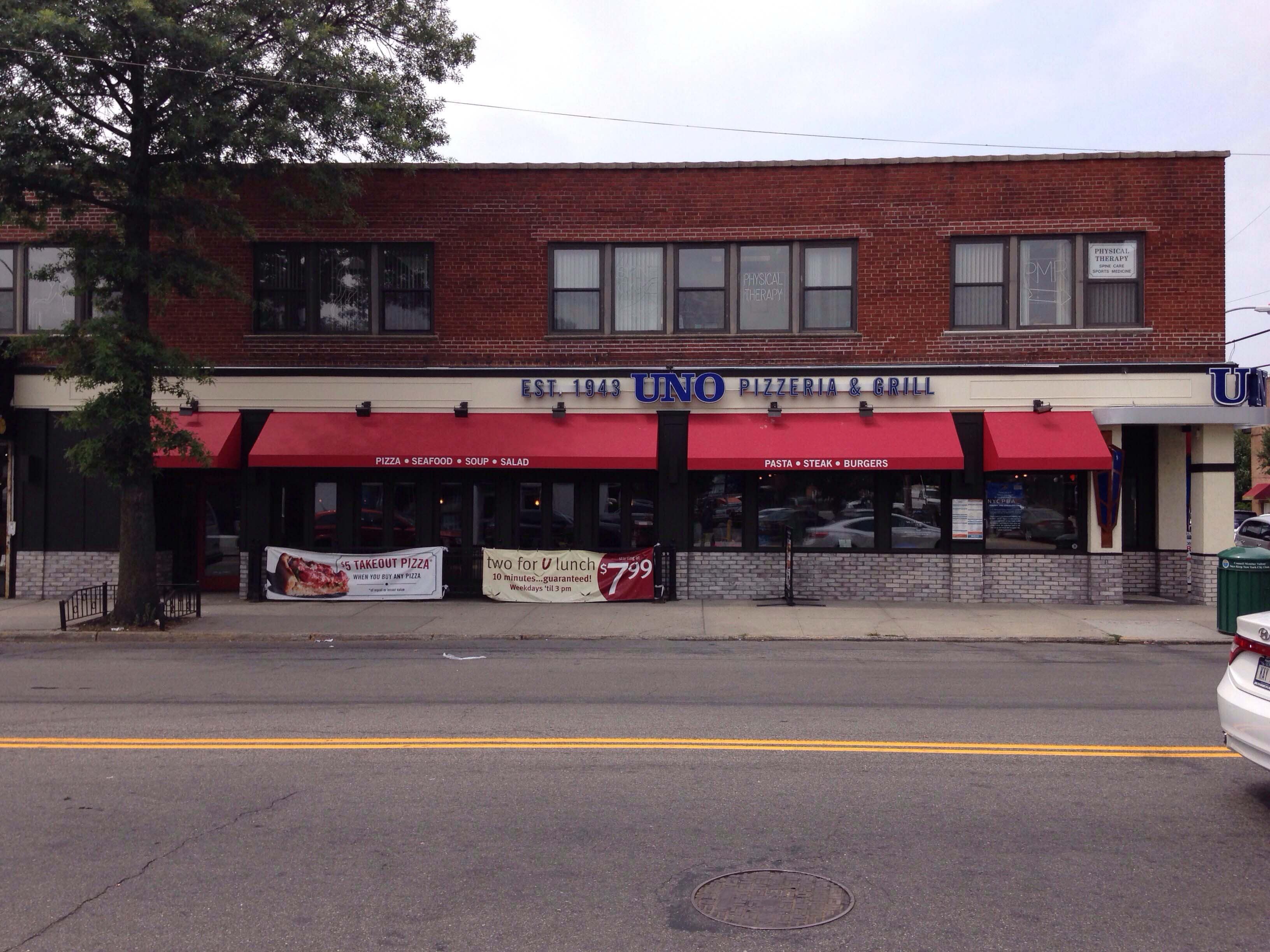 11361 UNO Pizzeria & Grill Bayside Queens New York City