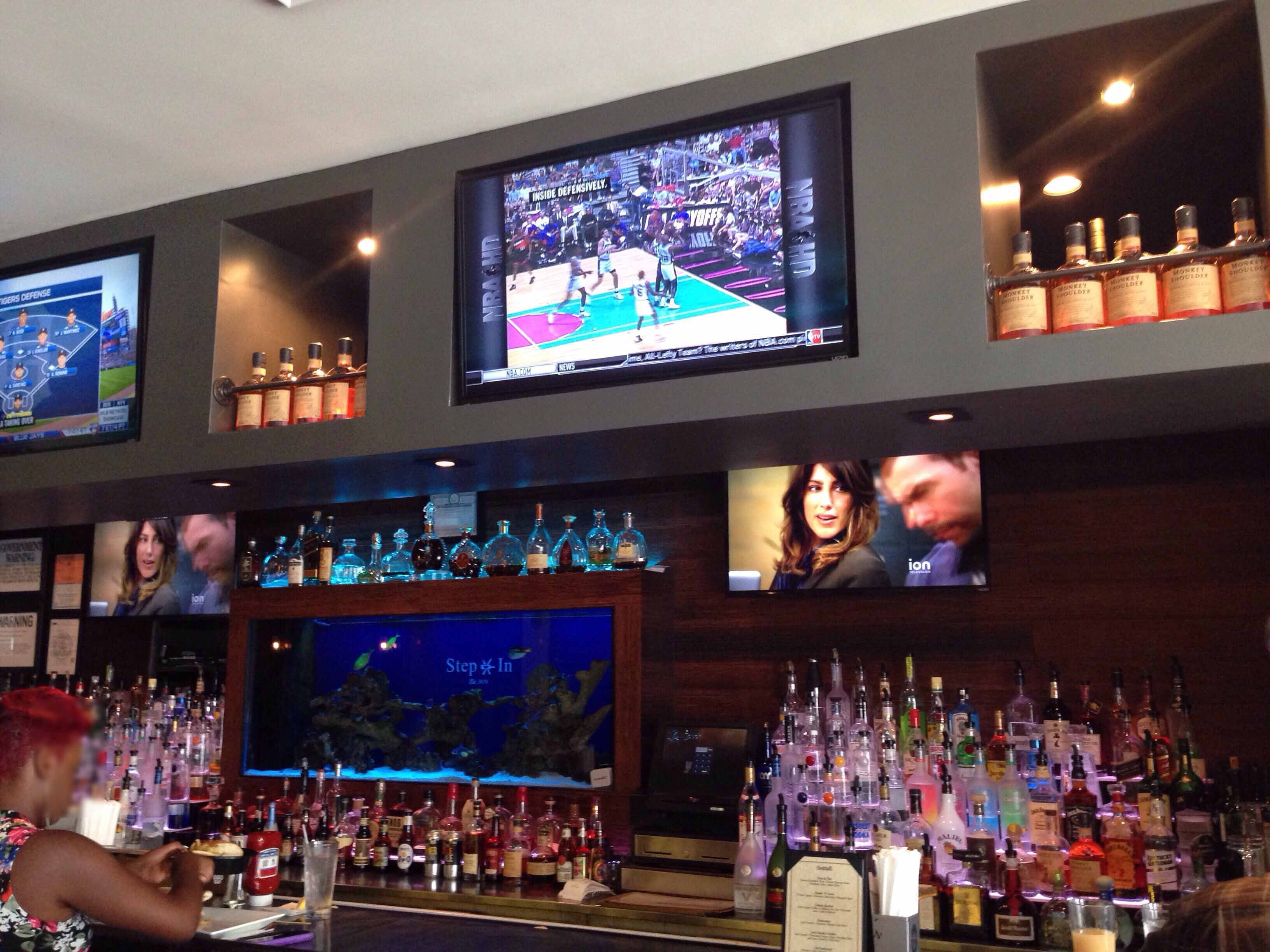 10462 Step In Restaurant Parkchester Bronx New York City